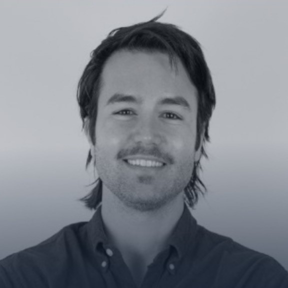 Frontline – The AI CRM that builds itself